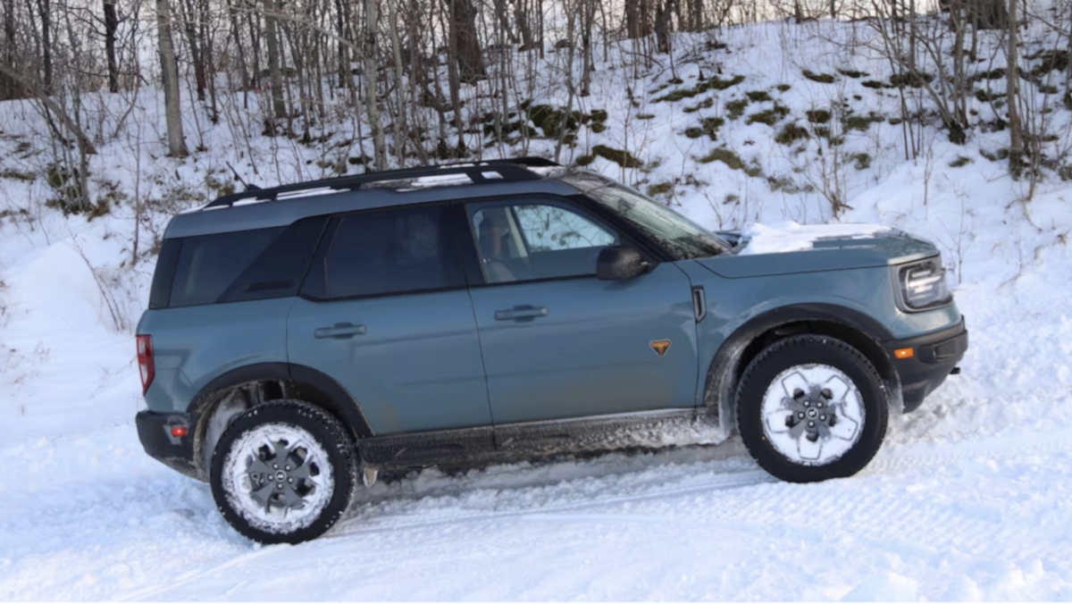 Mastering Snow Off-Roading in Your Ford Bronco: A Guide to Winter ...